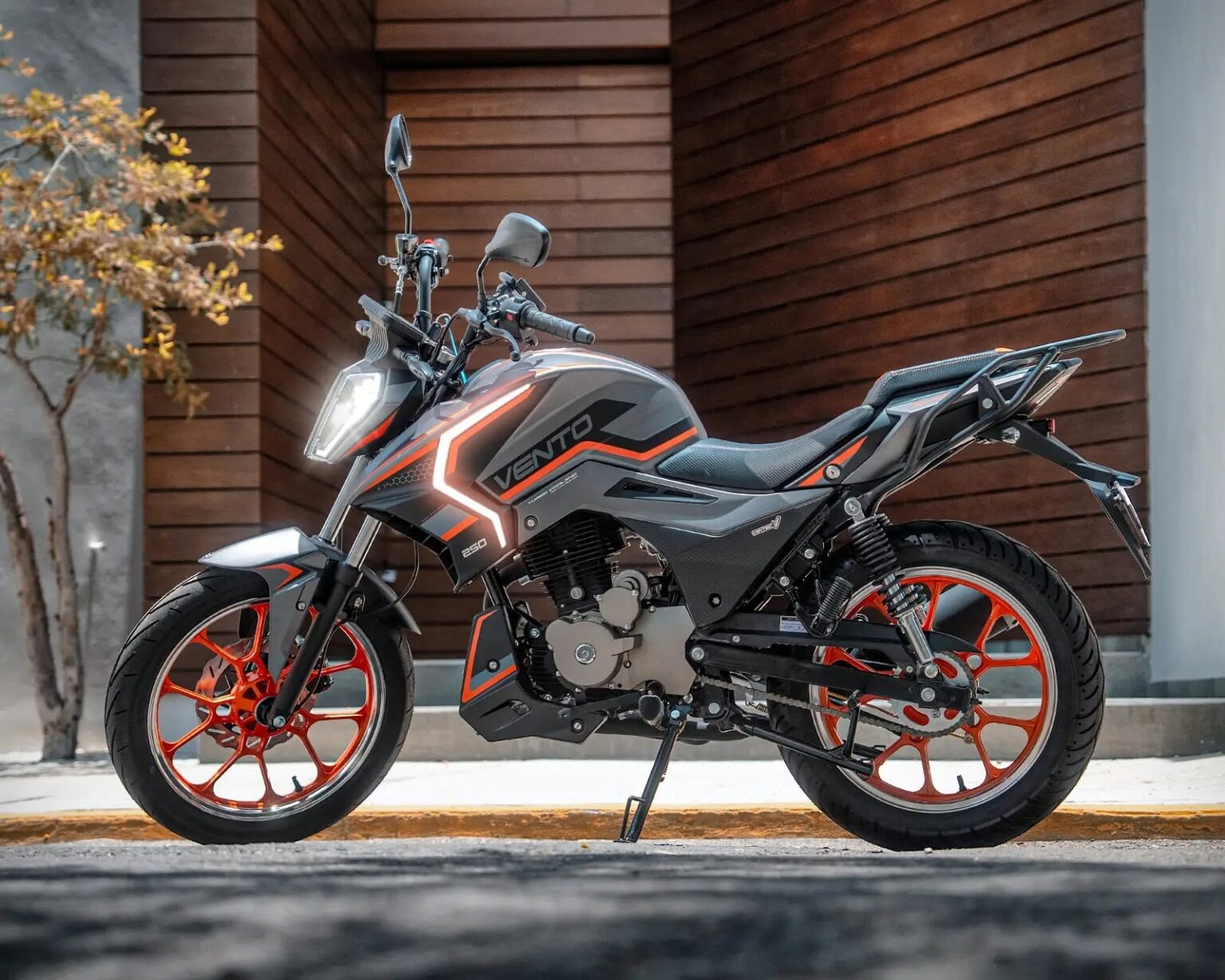NUEVA VENTO ONYX 250 – Revista 400